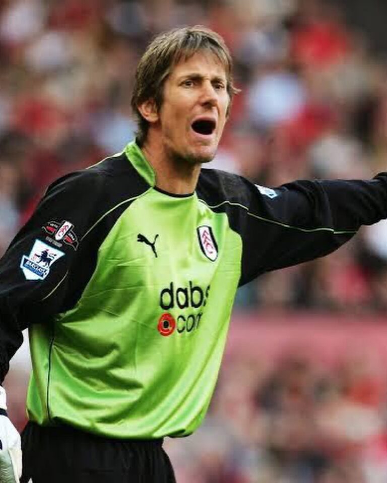7 Soccer Players Who Went To College - Soccer Ball World